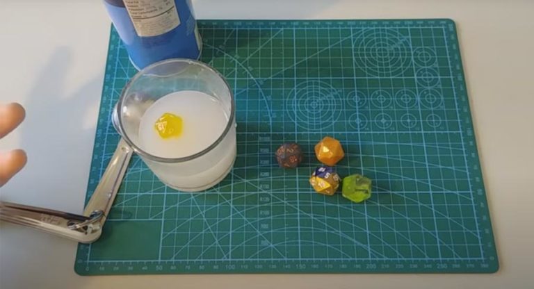 How to Check Dice Balance: Saltwater Test and Other Methods - Dice Glory