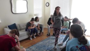 How to Play Mafia: Rules to Play With and Without Cards